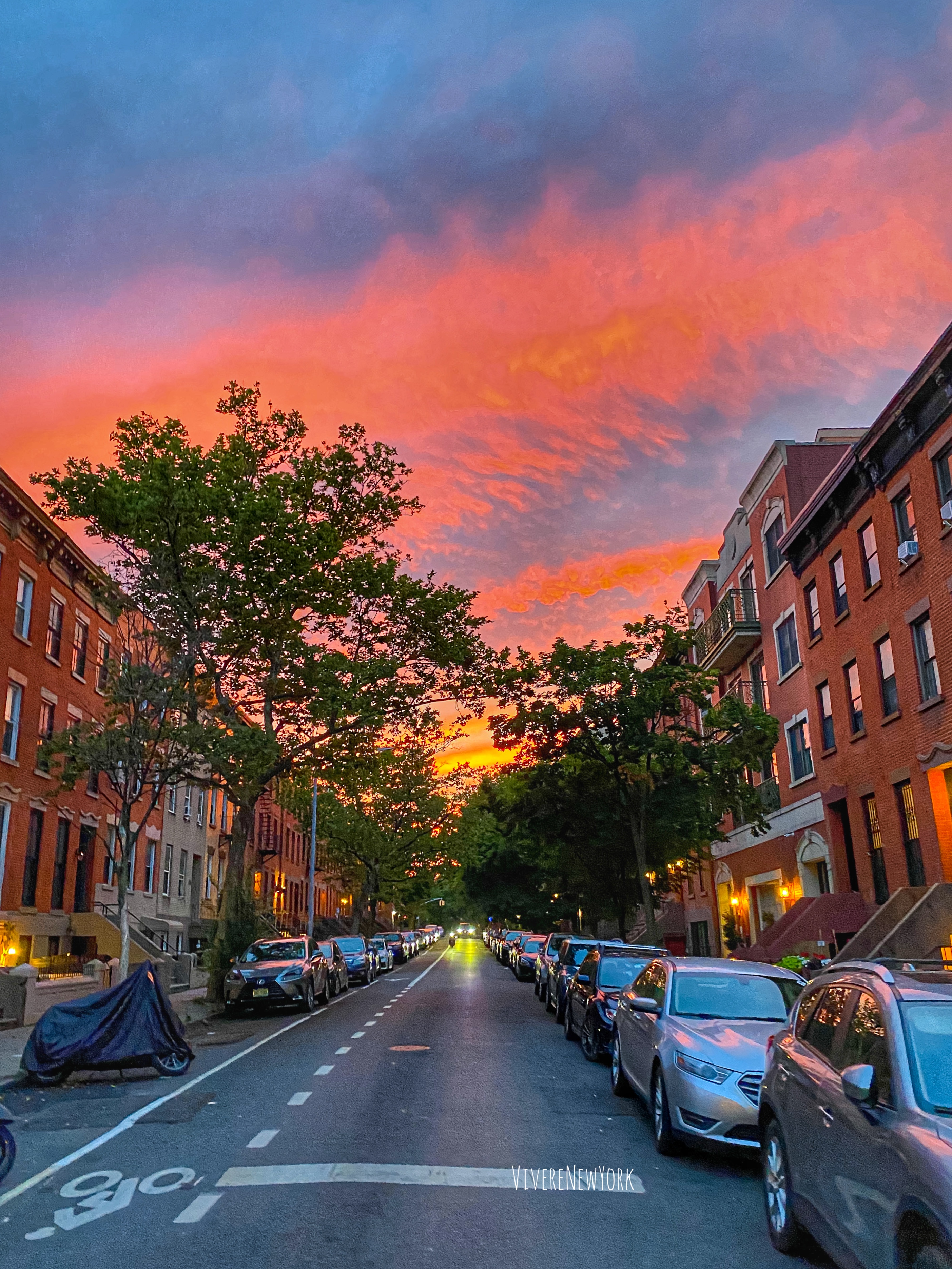 Sahara Dust Sunset in NYC - VivereNewYork